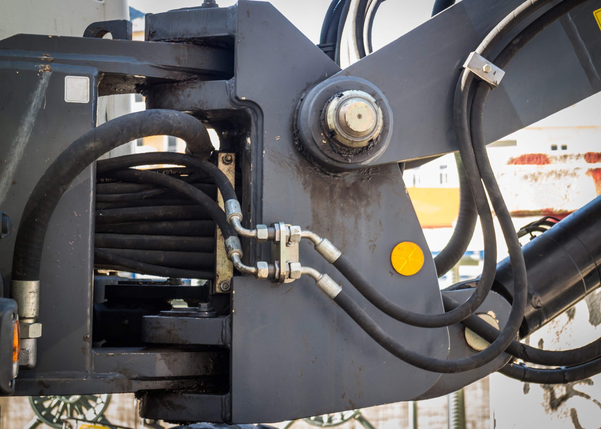 How to Choose the Right Fluid Level Sensor for Your Hydraulic System ...